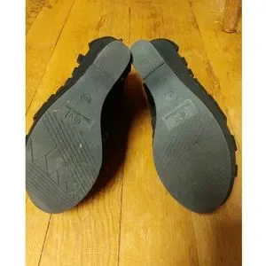 Chelsea Moreland | Shoes | Black Velour Lattice Platform Sandals | Poshmark